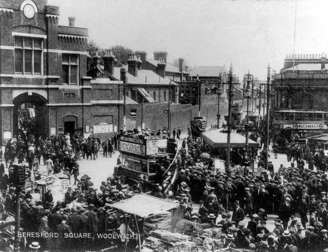 Plumstead Stories - Woolwich - Beresford Square